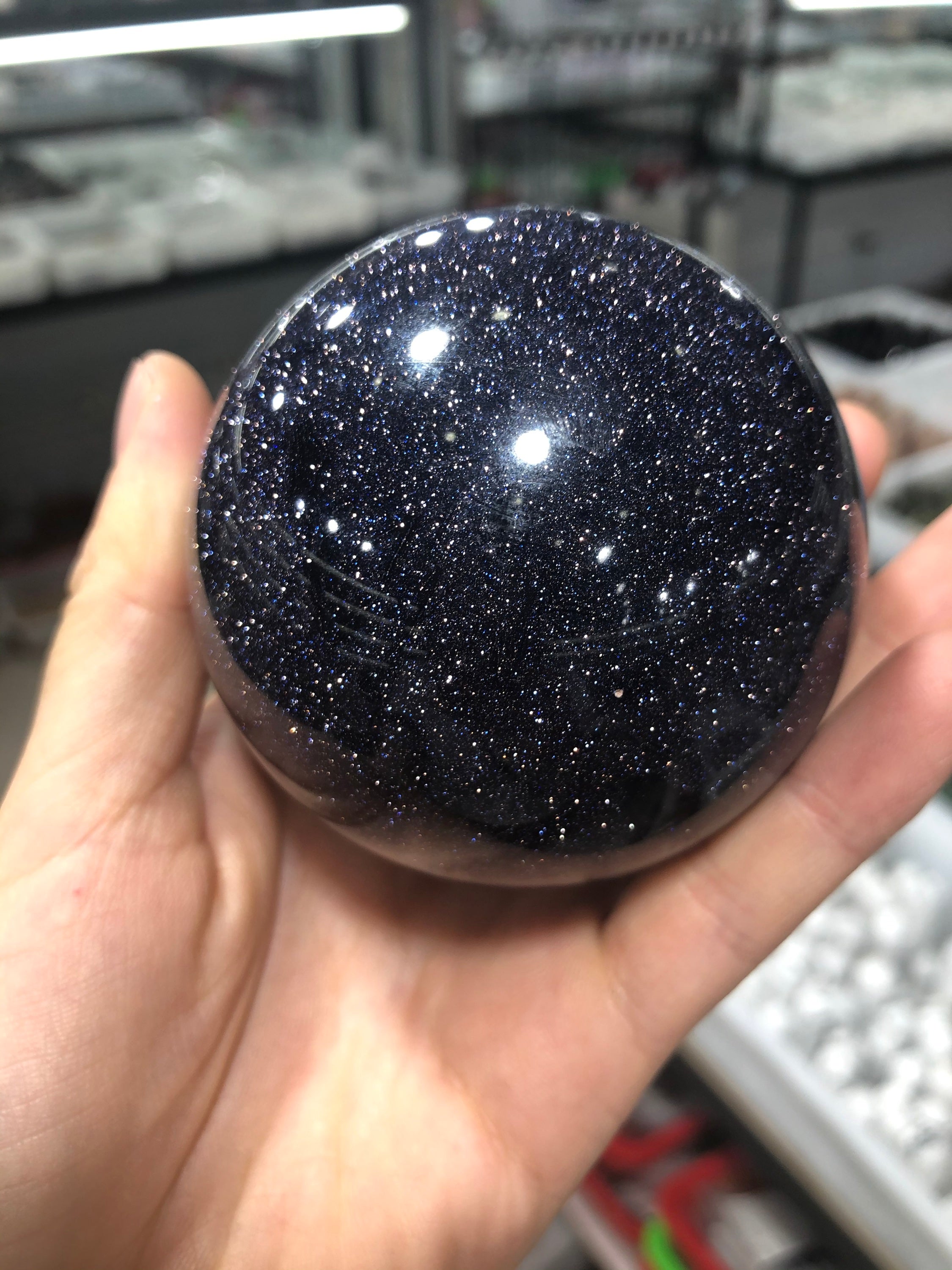 Blue sandstone sphere big – FADKEYS